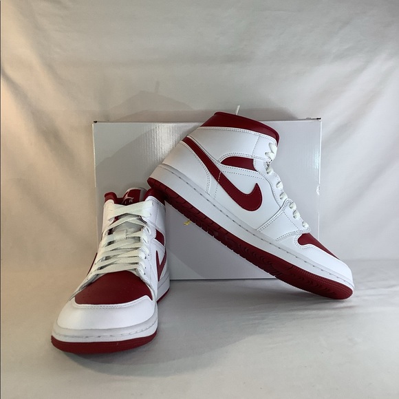 Jordan | Shoes | Wmns Air Jordan Mid Reverse Chicago | Poshmark